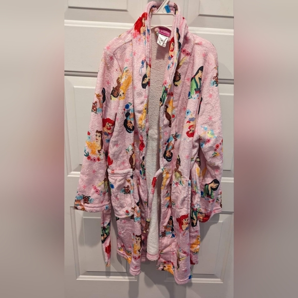 Disney | Pajamas | Used Good Condition Disney Princess Robe Size 8 ...